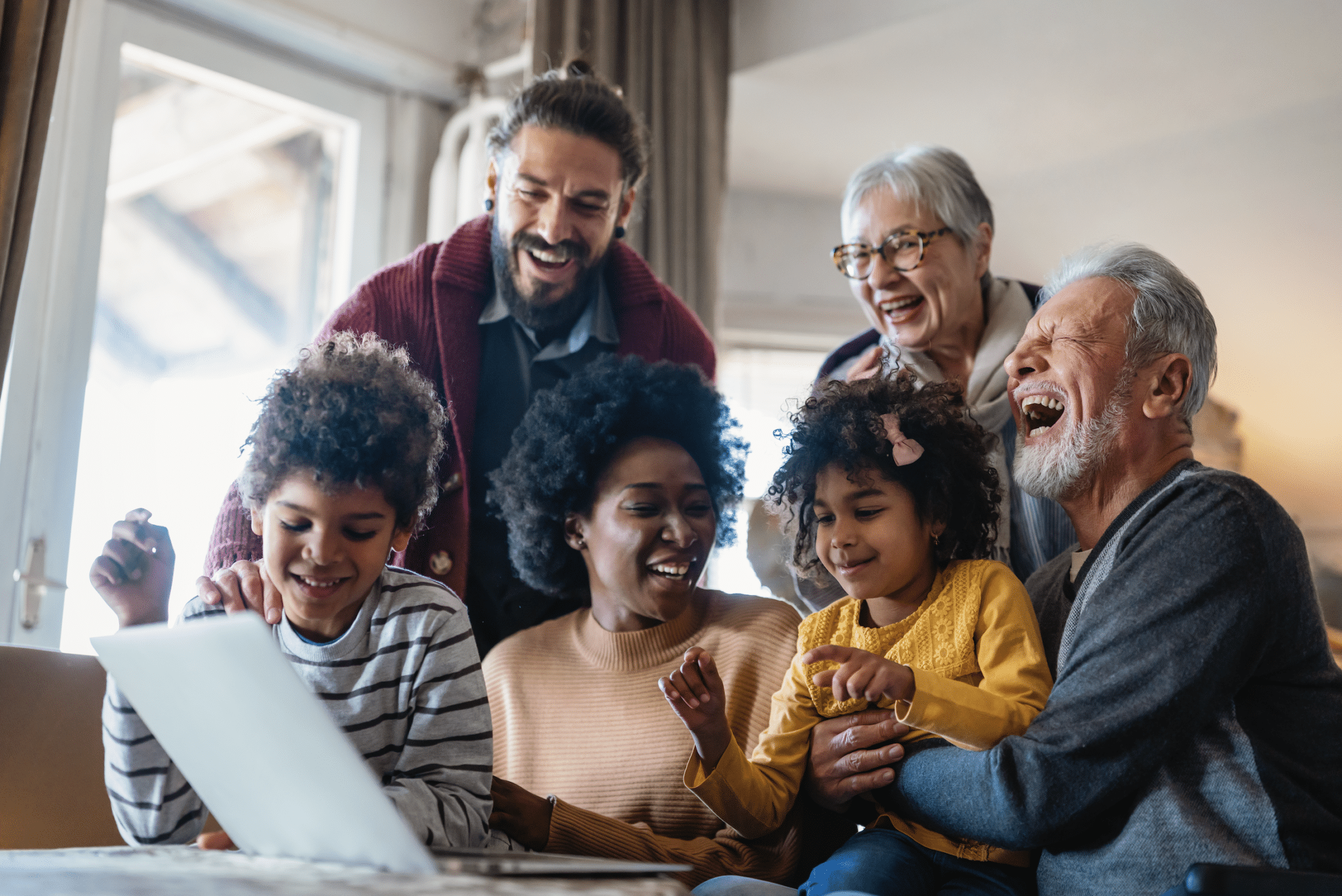 3 Solutions to Reduce Elderly Loneliness - Konnekt